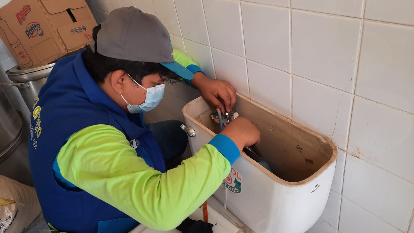 Campaña Gasfitero en el Hogar de EPS Moquegua beneficia a 148 usuarios ...